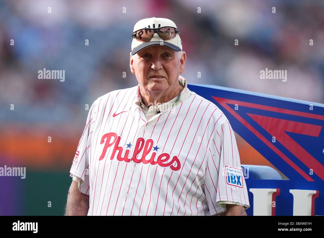 Former Philadelphia Phillies' Charlie Manuel stands before a baseball ...