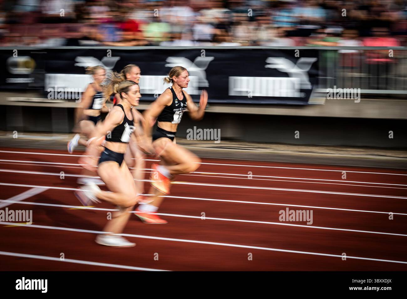Feature: Lisa Mayer (GER/Sprintteam Wetzlar) im 100m-Sprint; Fast Arms Fast Legs 2025 ...