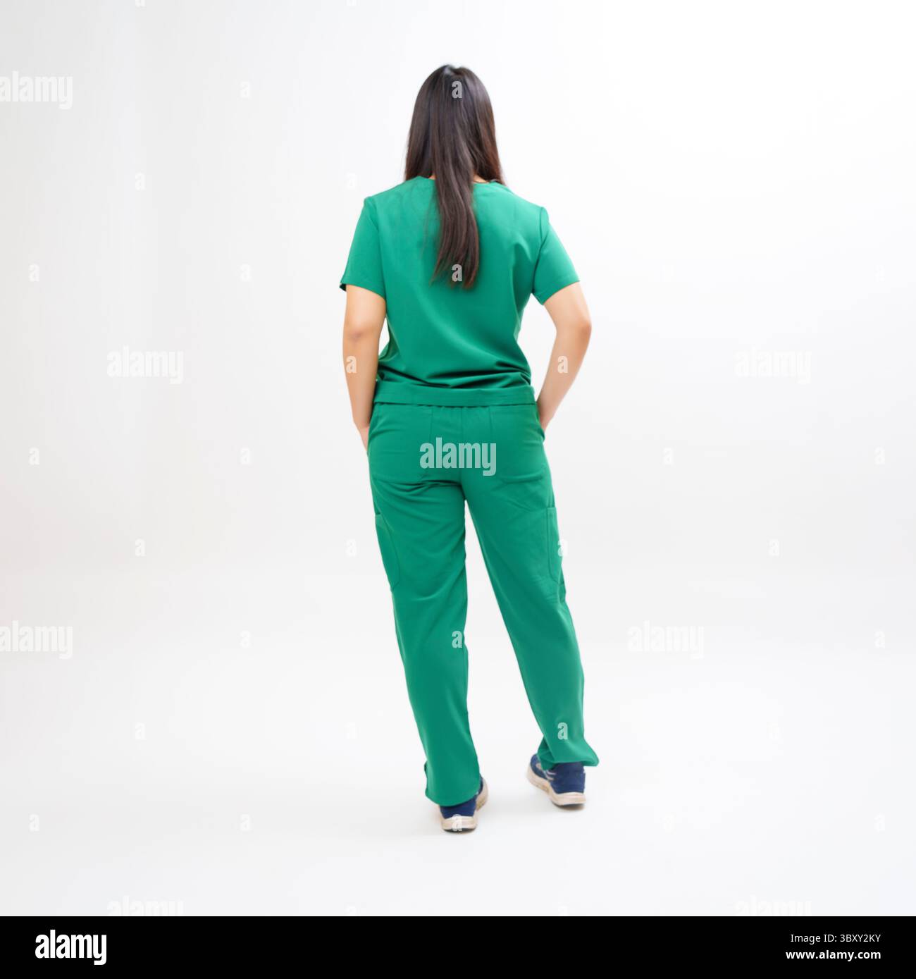 Worker in green uniform hi-res stock photography and images - Alamy