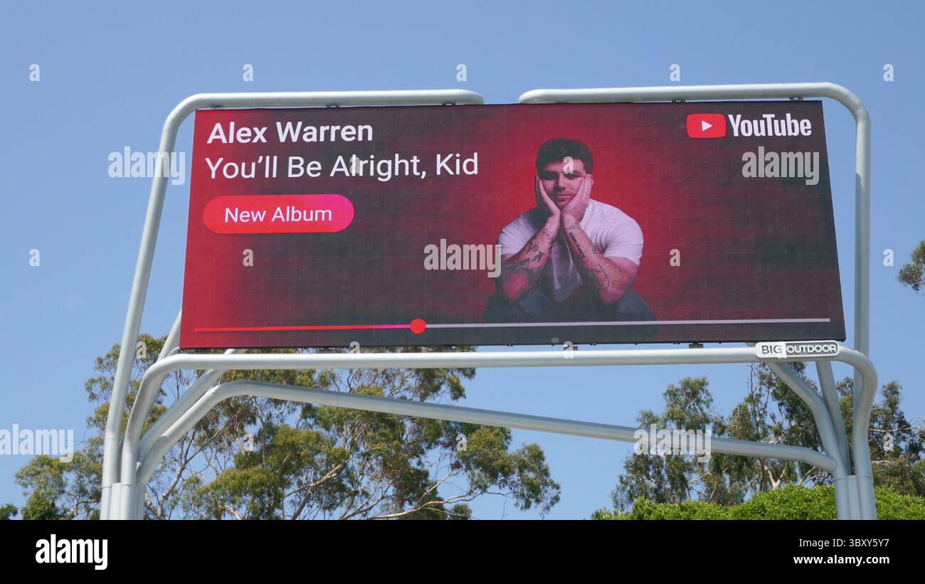 Alex warren singer hi-res stock photography and images - Alamy