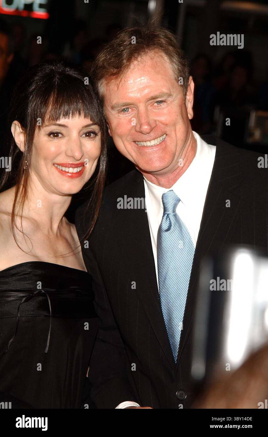 Feb. 25, 2002 - K24207AG: WE WERE SOLDIERS WORLD PREMIERE.MANN VILLAGE ...