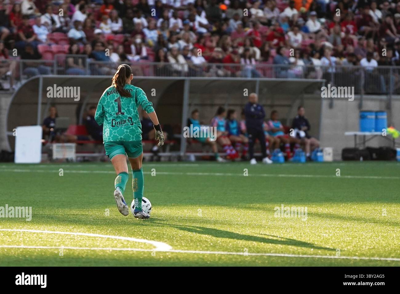 Anna Karpenko #1 of Montreal Roses FC plays the ball during the ...