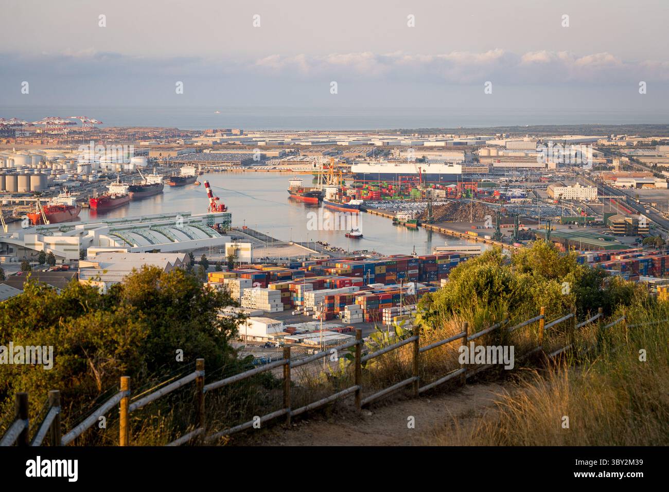Barcelona, Spain - 18th July 2025: Shipping containers and cargo ships ...