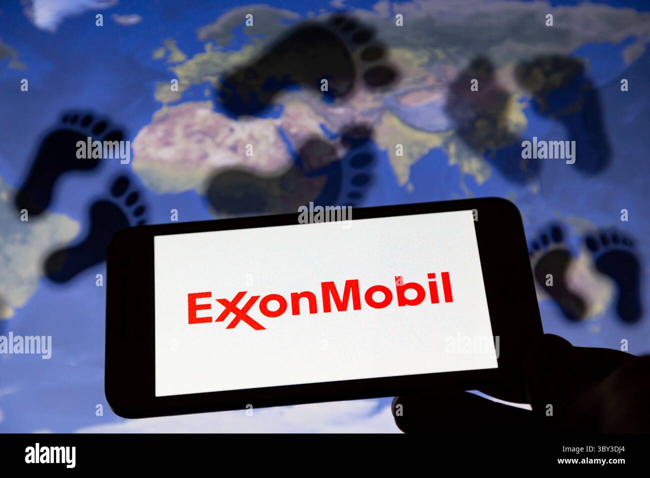 January 18, 2022, Asuncion, Paraguay: Illustration: Logo of ExxonMobil ...