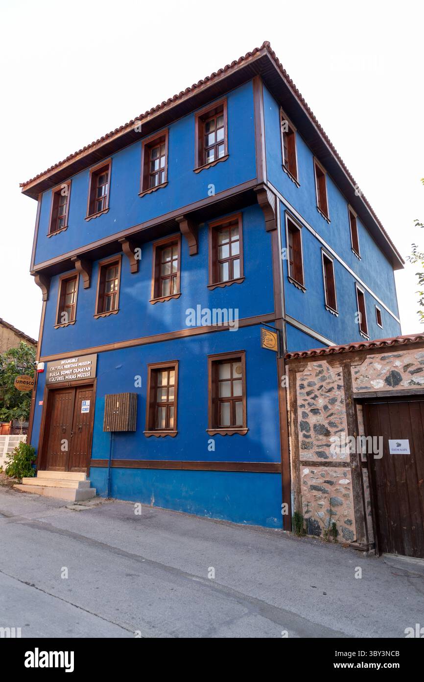 Bursa, Turkiye - 6 July 2025: Traditional Turkish homes in Gumustepe ...