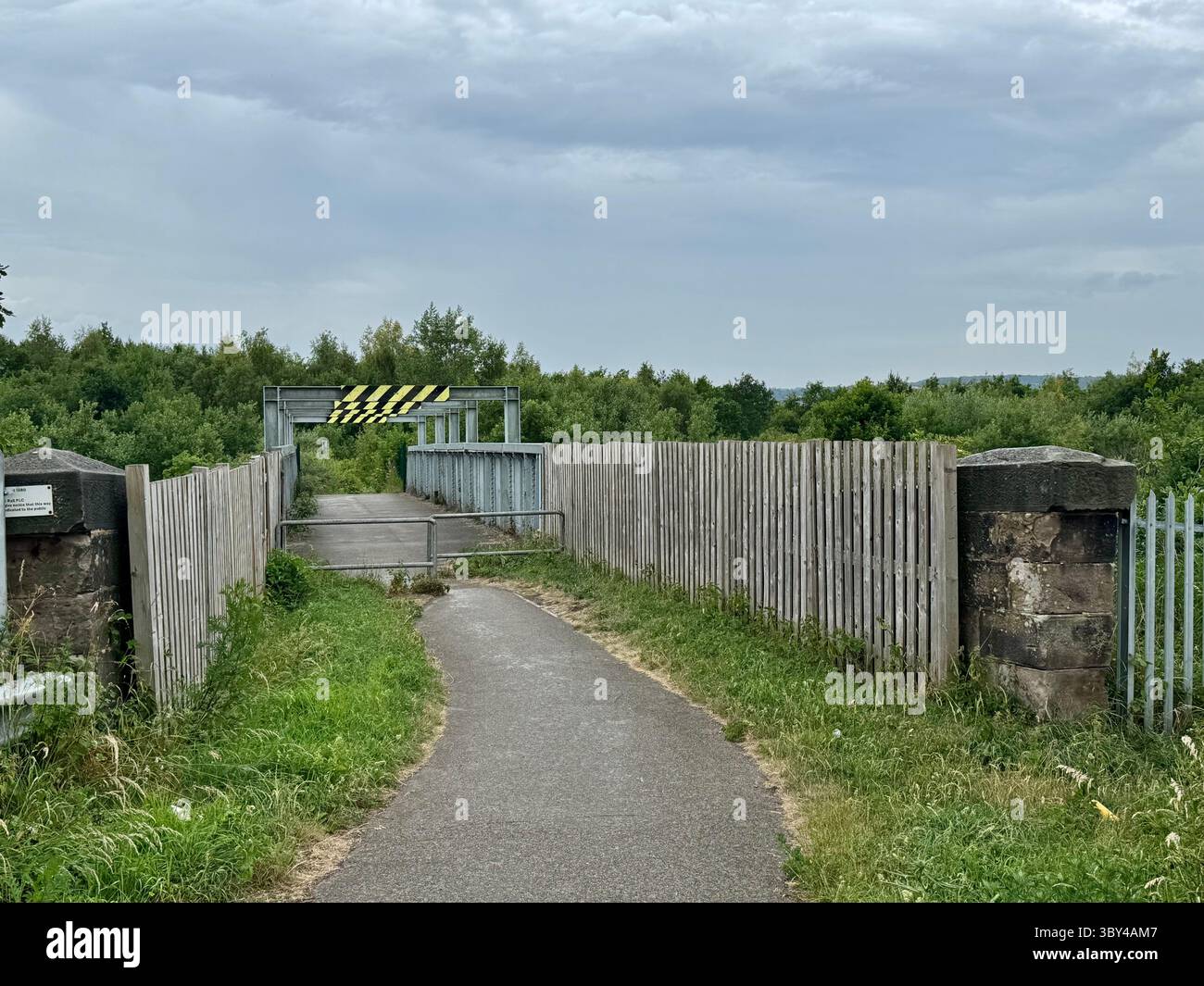 Colliery railway bridge hi-res stock photography and images - Alamy