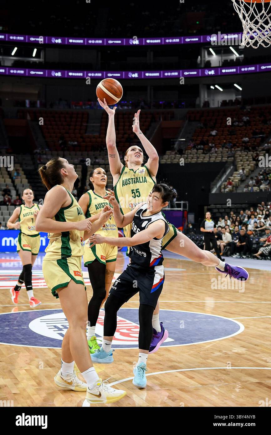 Chloe bibby hi-res stock photography and images - Alamy