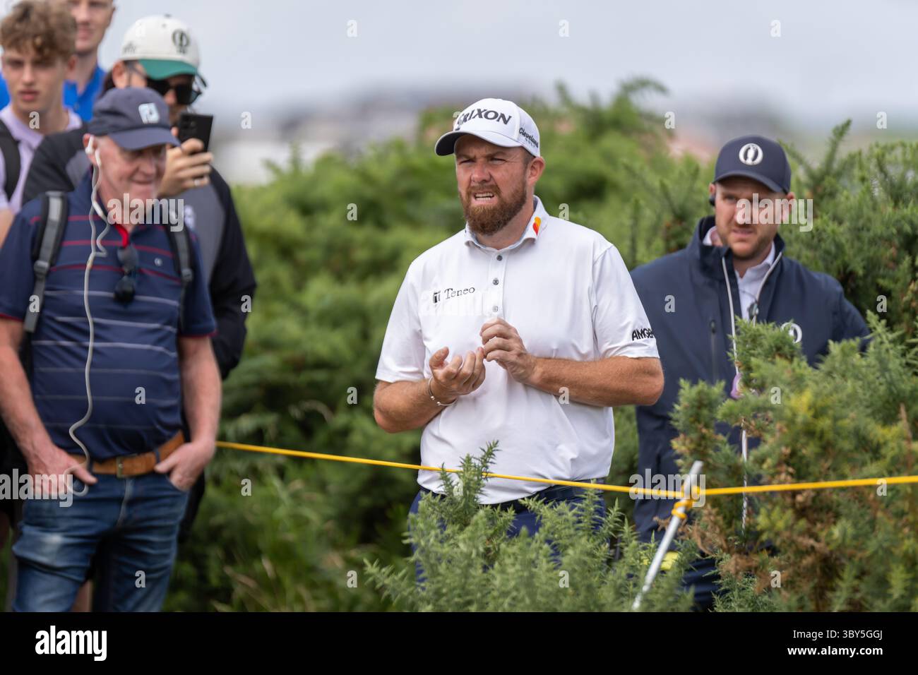 Portrush, Ireland. 19th July 2025. Shane Lowry contemplating what do do ...