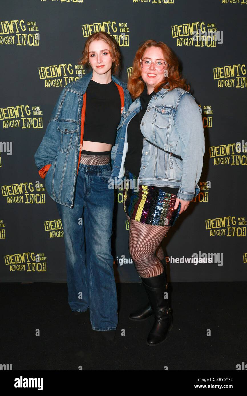 Matilda the musical arrivals hi-res stock photography and images - Alamy