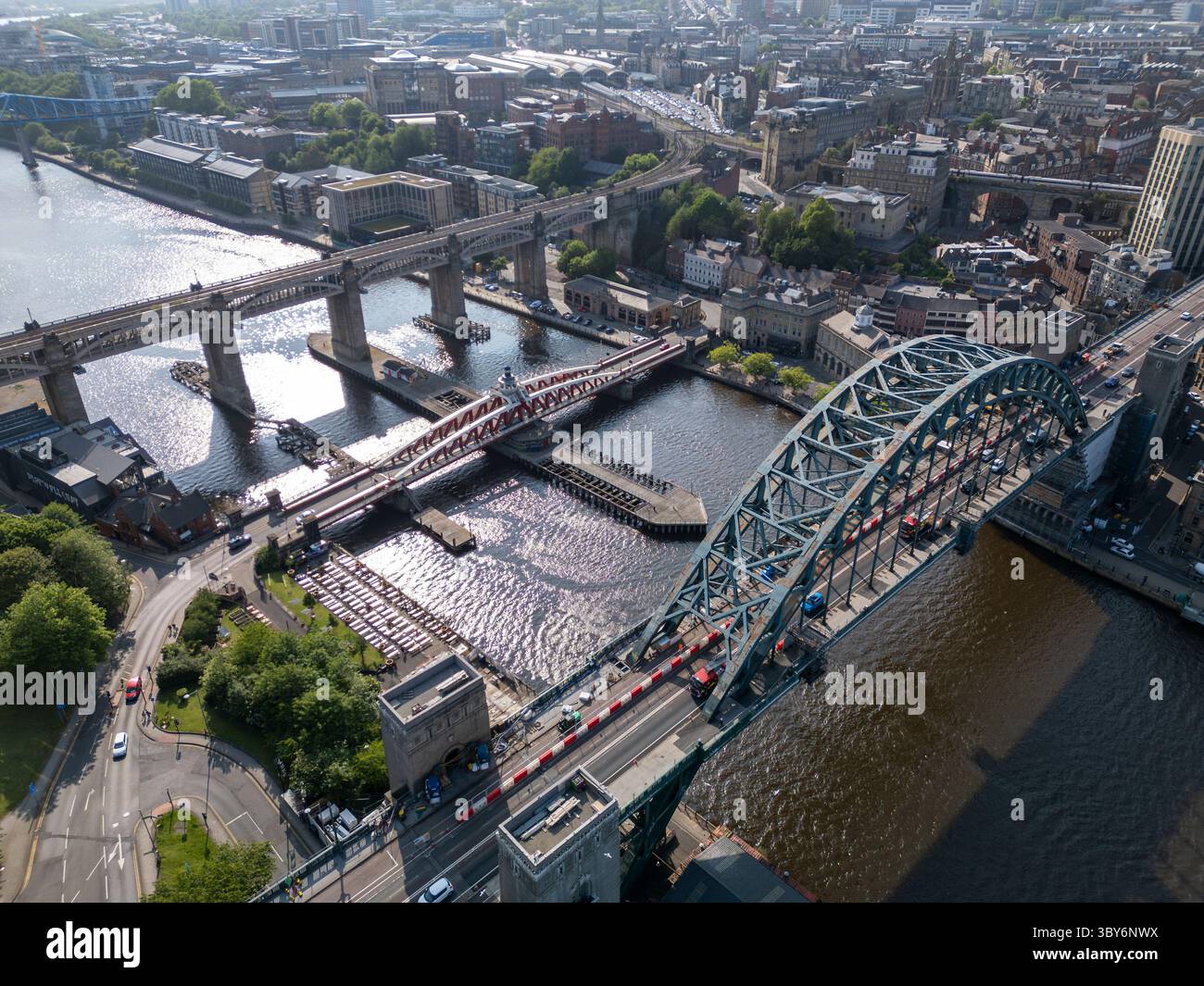 Iconic english bridges hi-res stock photography and images - Alamy