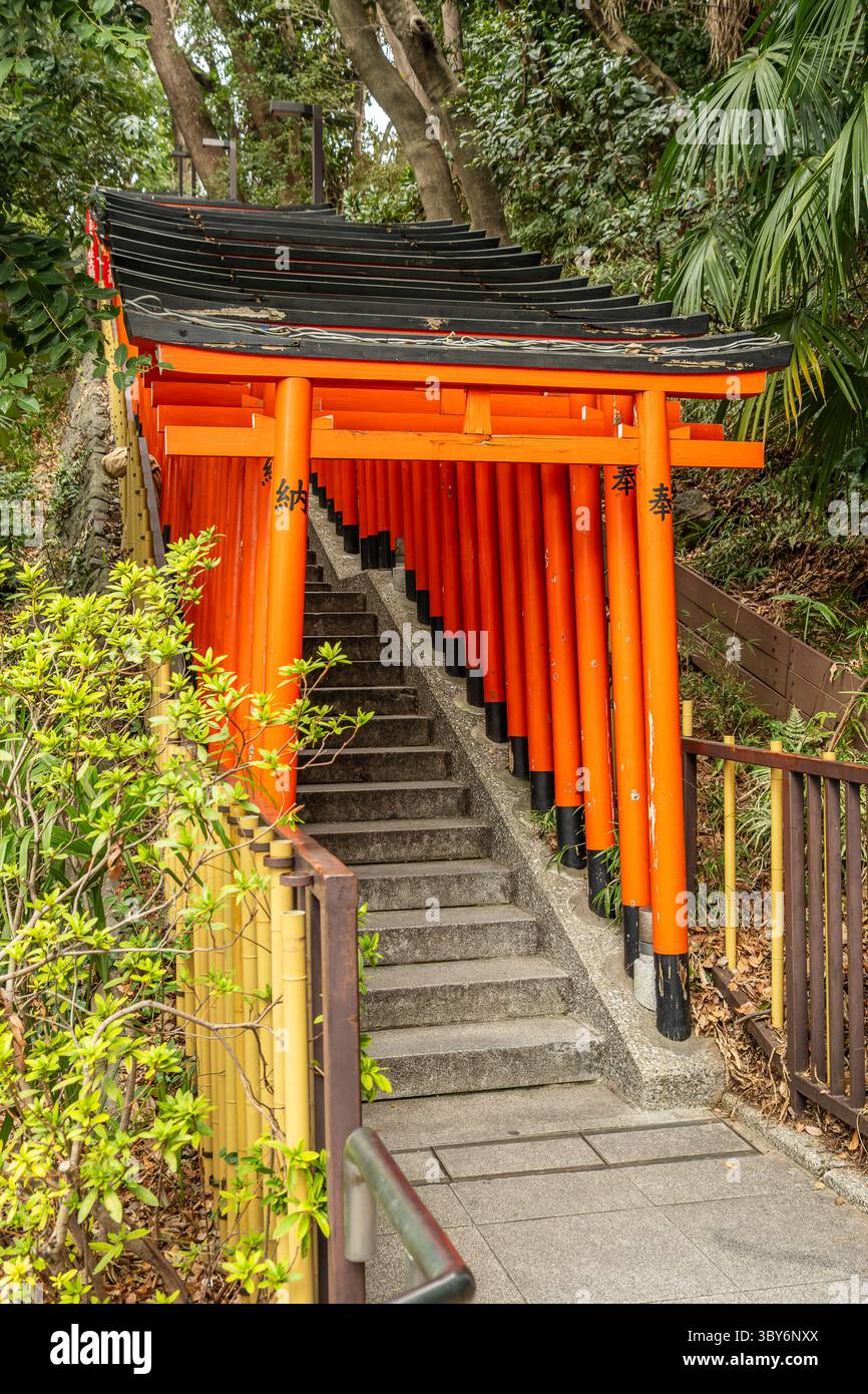 Senbon Torii; Torii row at the Hie-jinja Shrine, Nagatachō, Chiyoda ...