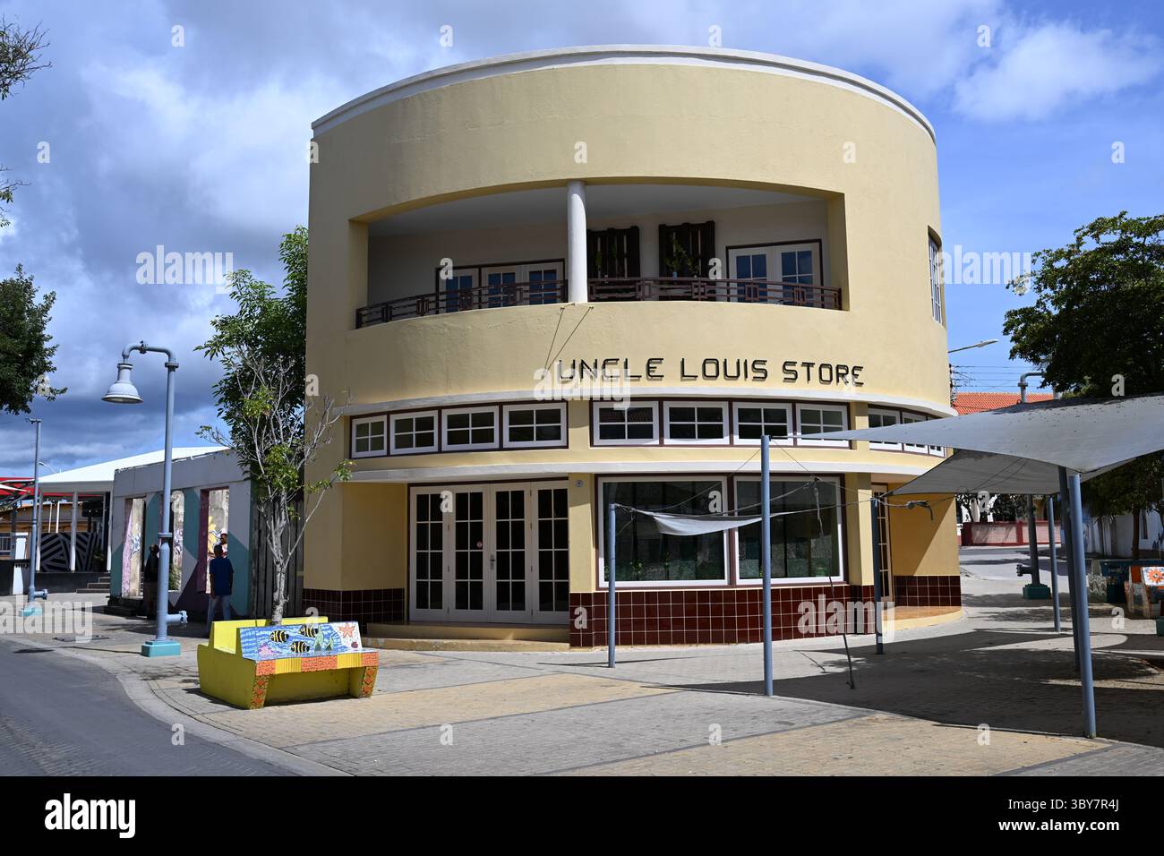 Aruba, San Nicolas - impression of the beautiful vintage building ...