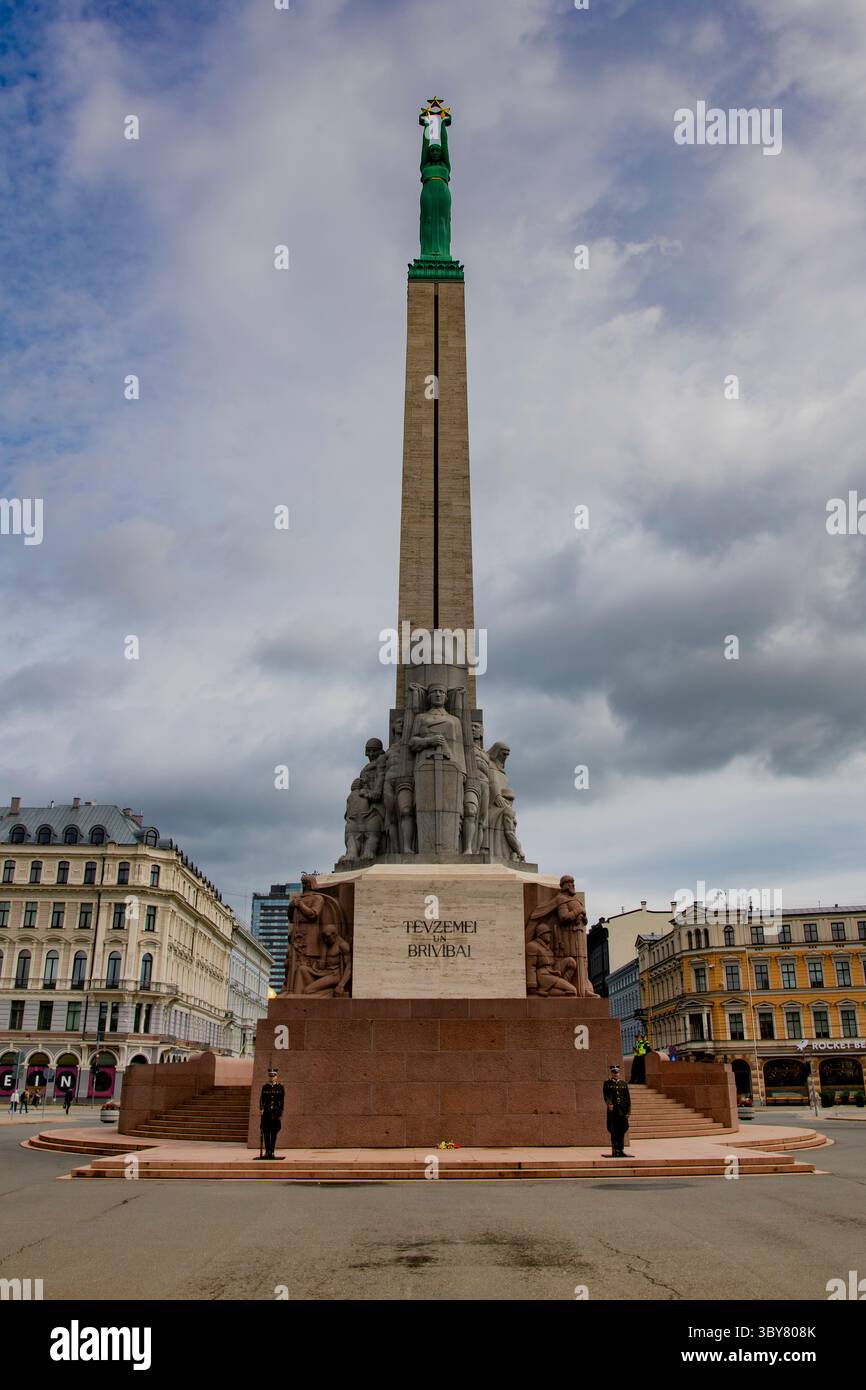 Freedom boulevard monument in hi-res stock photography and images - Alamy