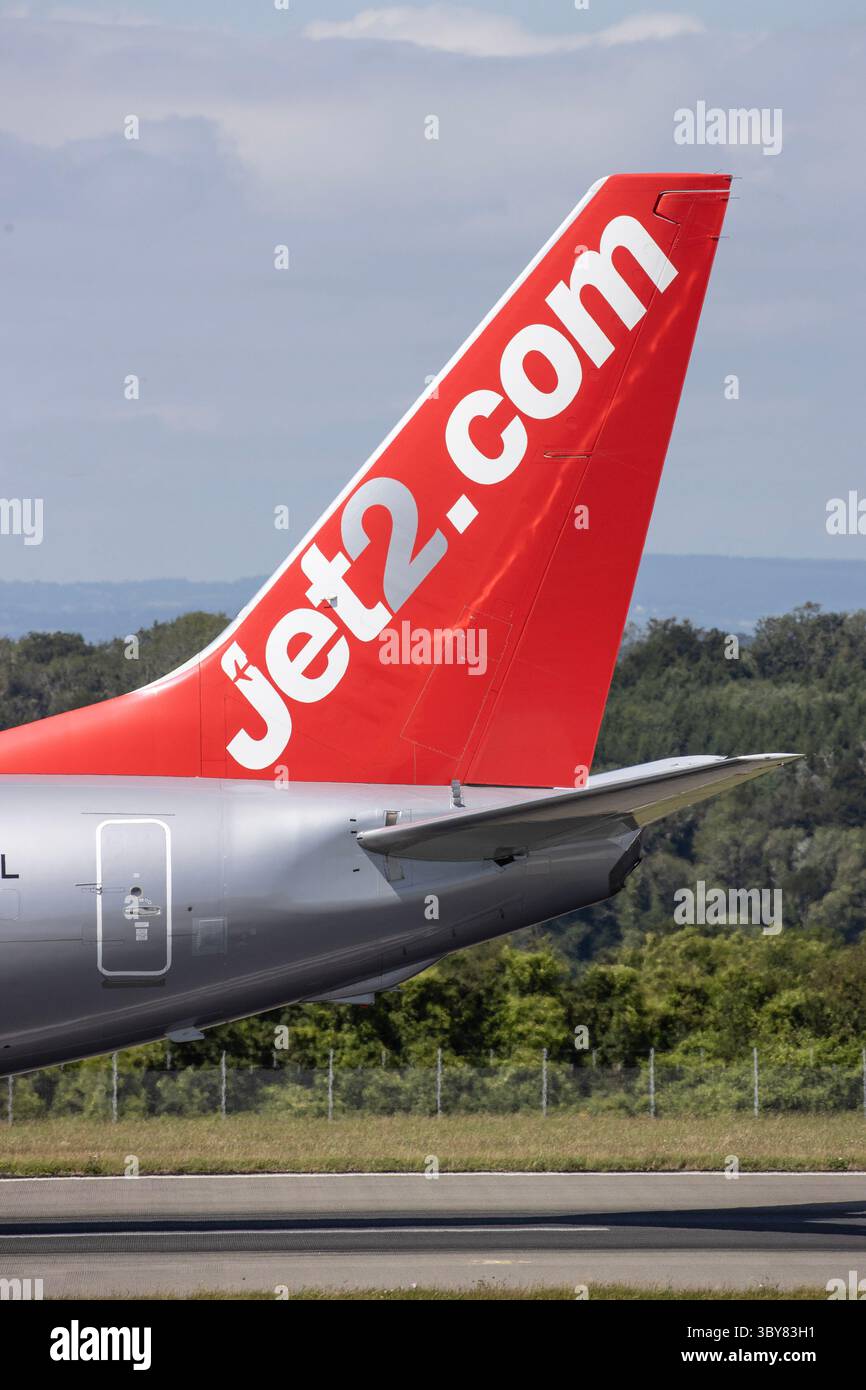 Jet2 tail hi-res stock photography and images - Alamy