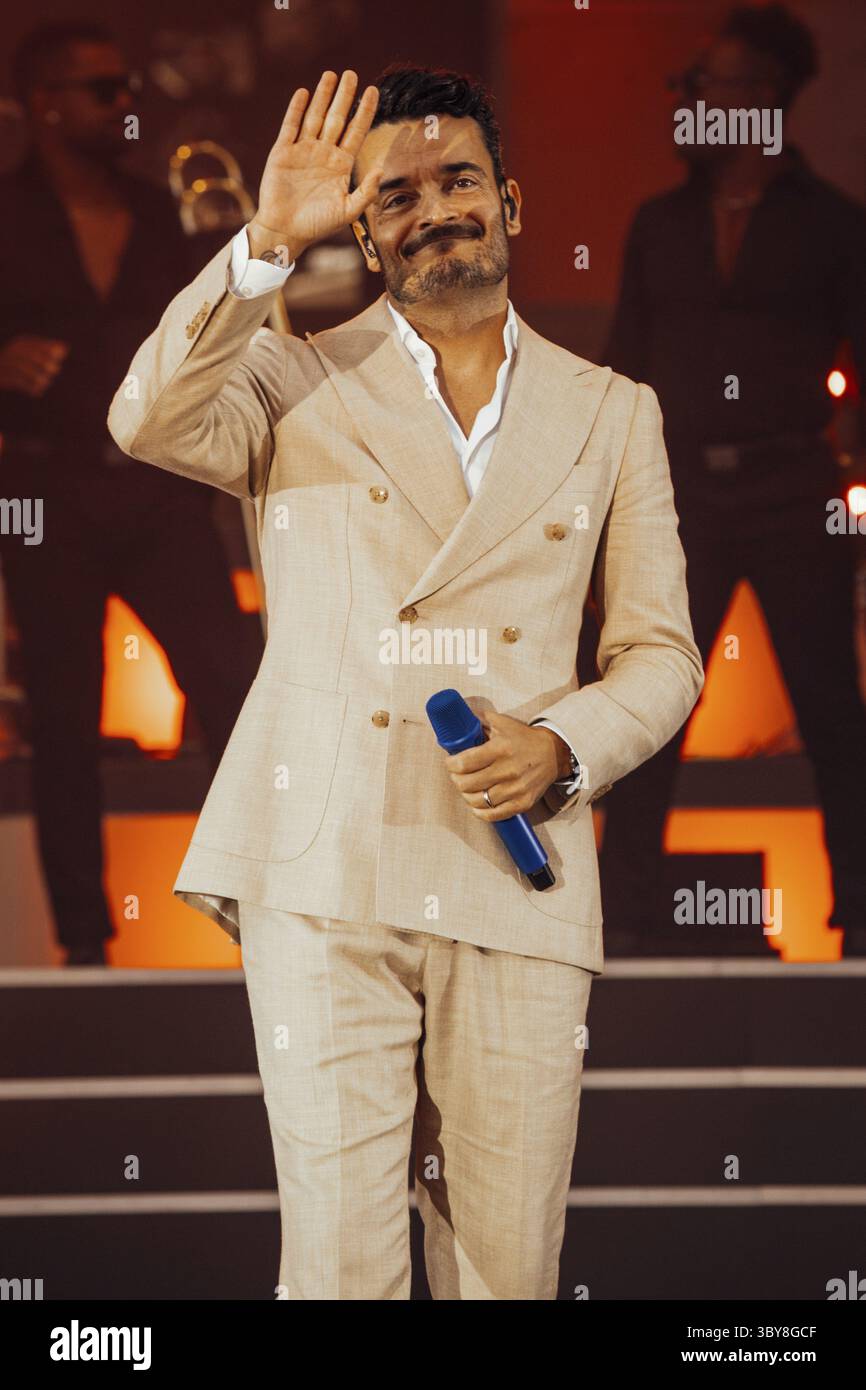 Giovanni Zarrella live on An Italian Summer Night Tour at the Classic ...