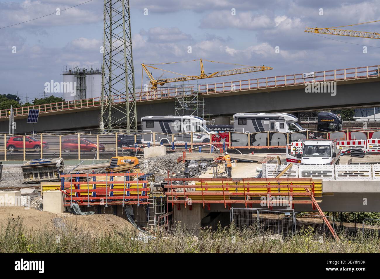 Motorway construction site at the Leverkusen-West junction, A1 and A59 ...