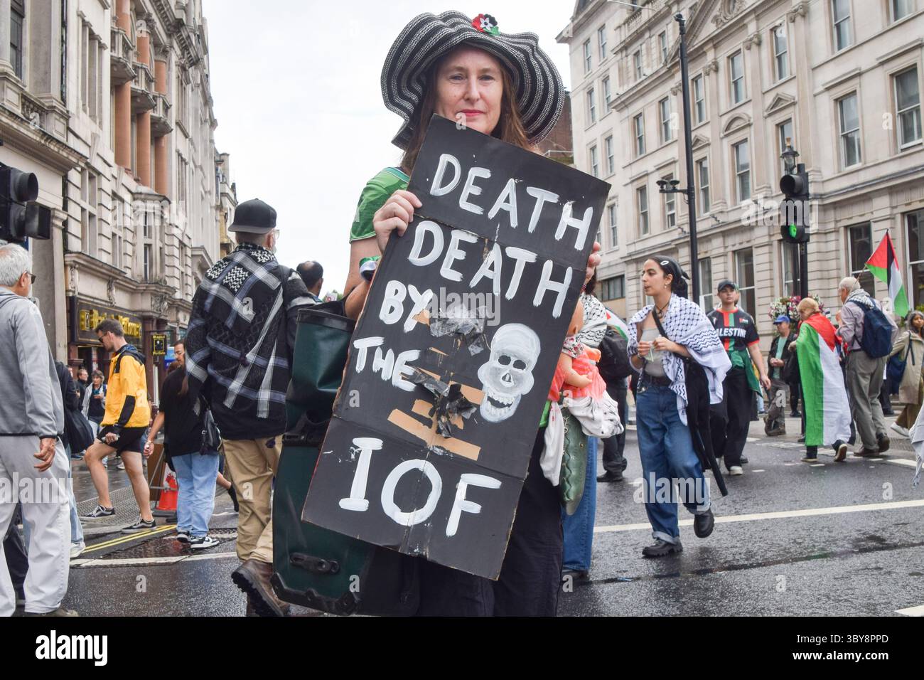 Bob vylan glastonbury 2025 hi-res stock photography and images - Alamy