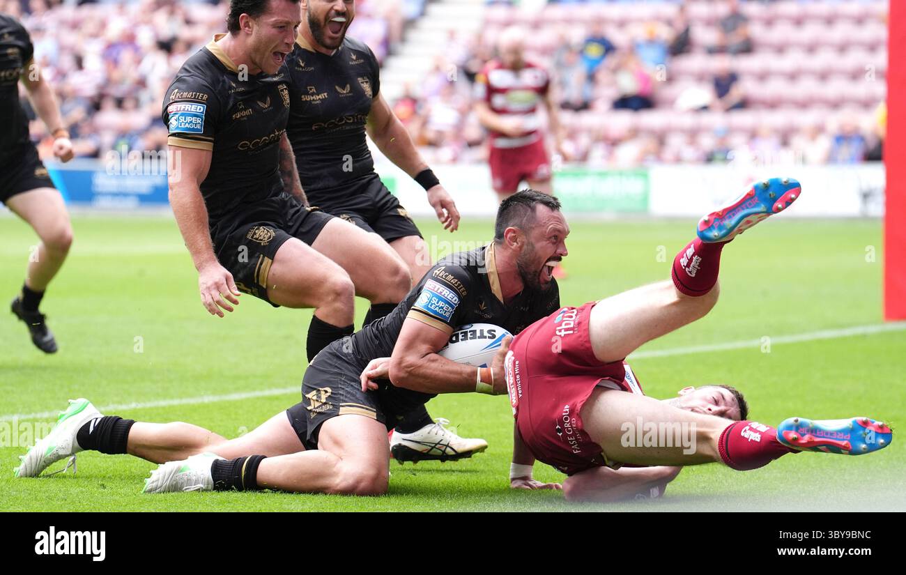 Hull FC's Jordan Rapana goes over for a try against Wigan Warriors ...