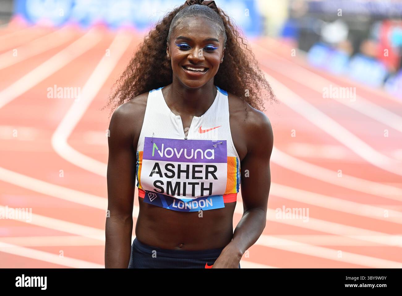LONDON, ENGLAND - July 19 : ASHER-SMITH Dina at the Novuna London ...