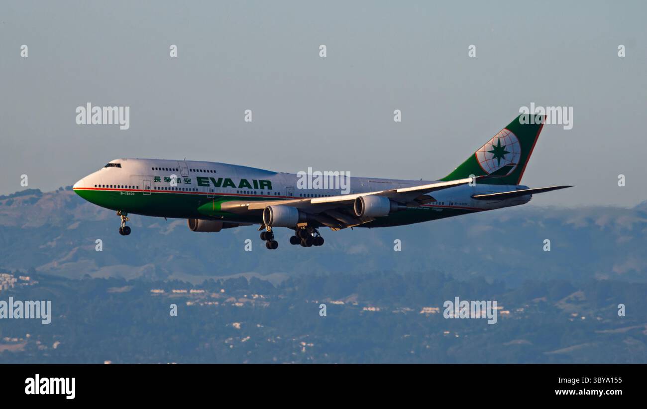 747 400combi hi-res stock photography and images - Alamy