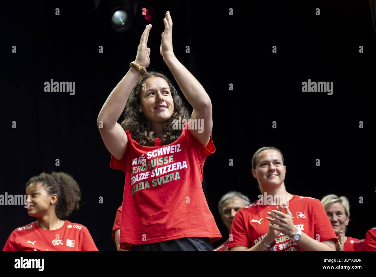 Switzerland goalkeeper Livia Peng applauds during a thank you and ...