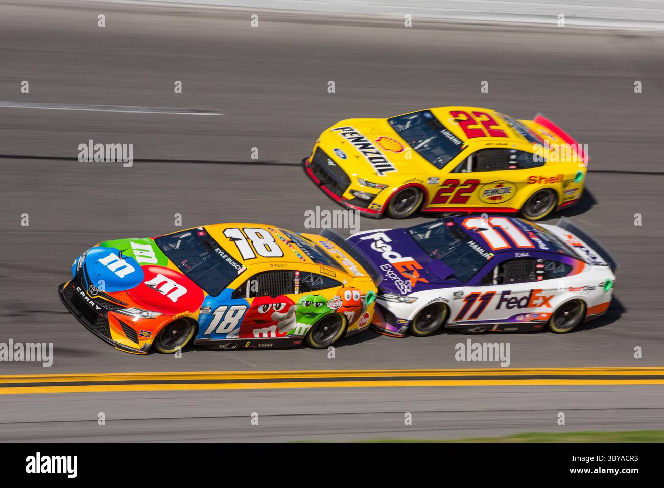 February 20, 2022: nascar cup series drivers kyle busch (18), joey ...