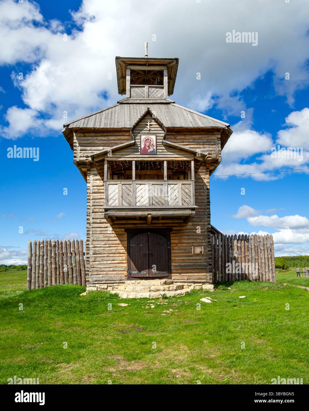 Lipetsk, Russia - May 11, 2024: View of the 17th century gate tower ...