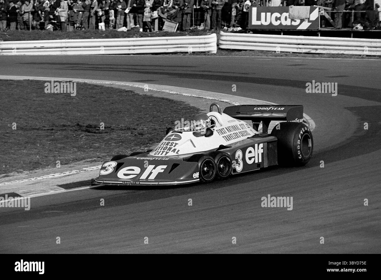 1977 - Ronnie Peterson - Elf Team Tyrrell - Race of Champions - Brands ...
