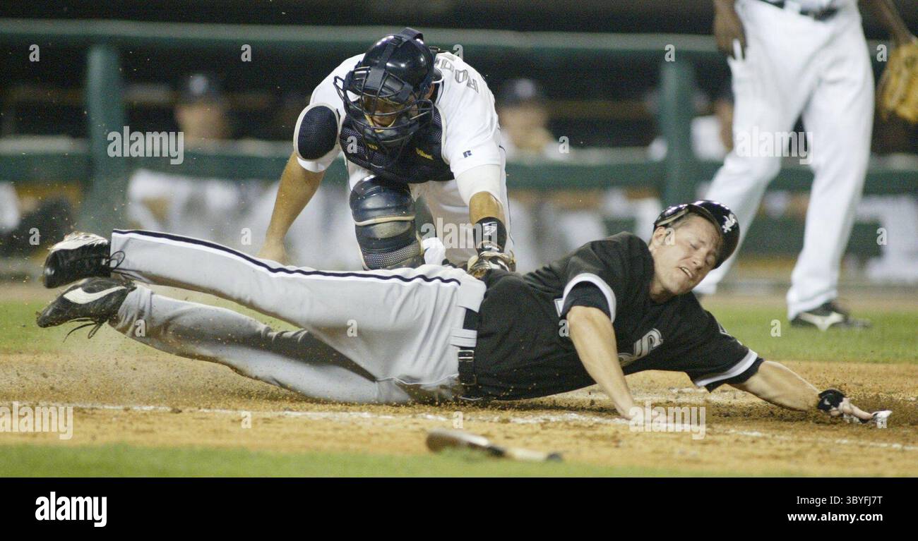 Aug. 23, 2004 - U.S. - KRT SPORTS STORY SLUGGED: WHITESOX-TIGERS KRT ...