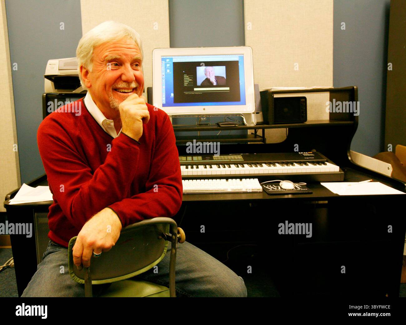 Hartway hi-res stock photography and images - Alamy