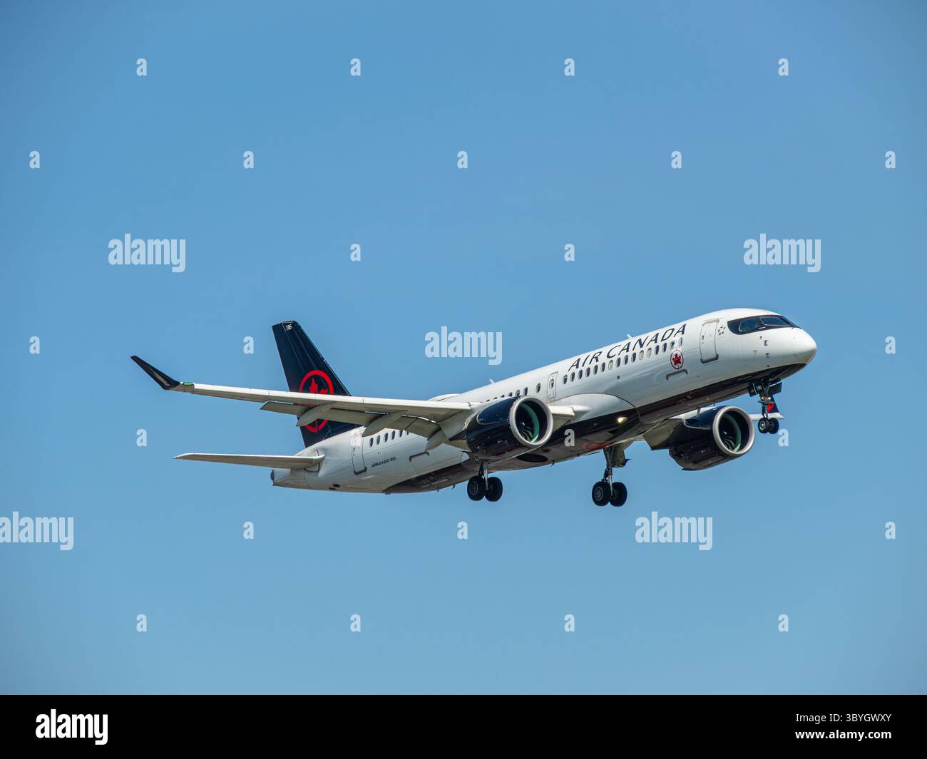 Air Canada's Airbus A220-300 descending at the Montréal-Pierre Elliott ...