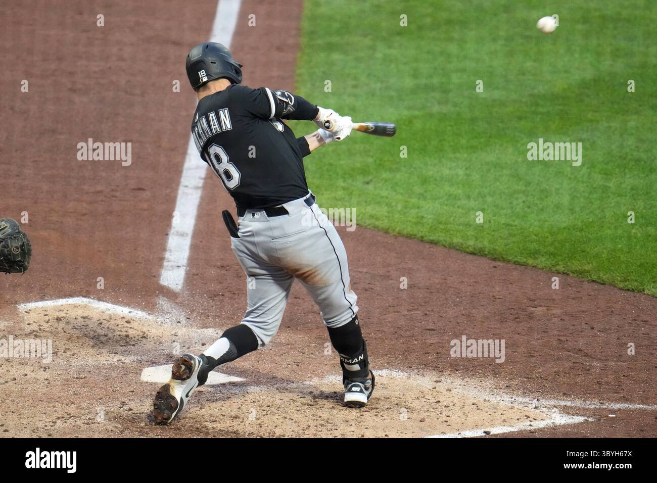 Chicago White Sox's Mike Tauchman hits a double off Pittsburgh Pirates ...