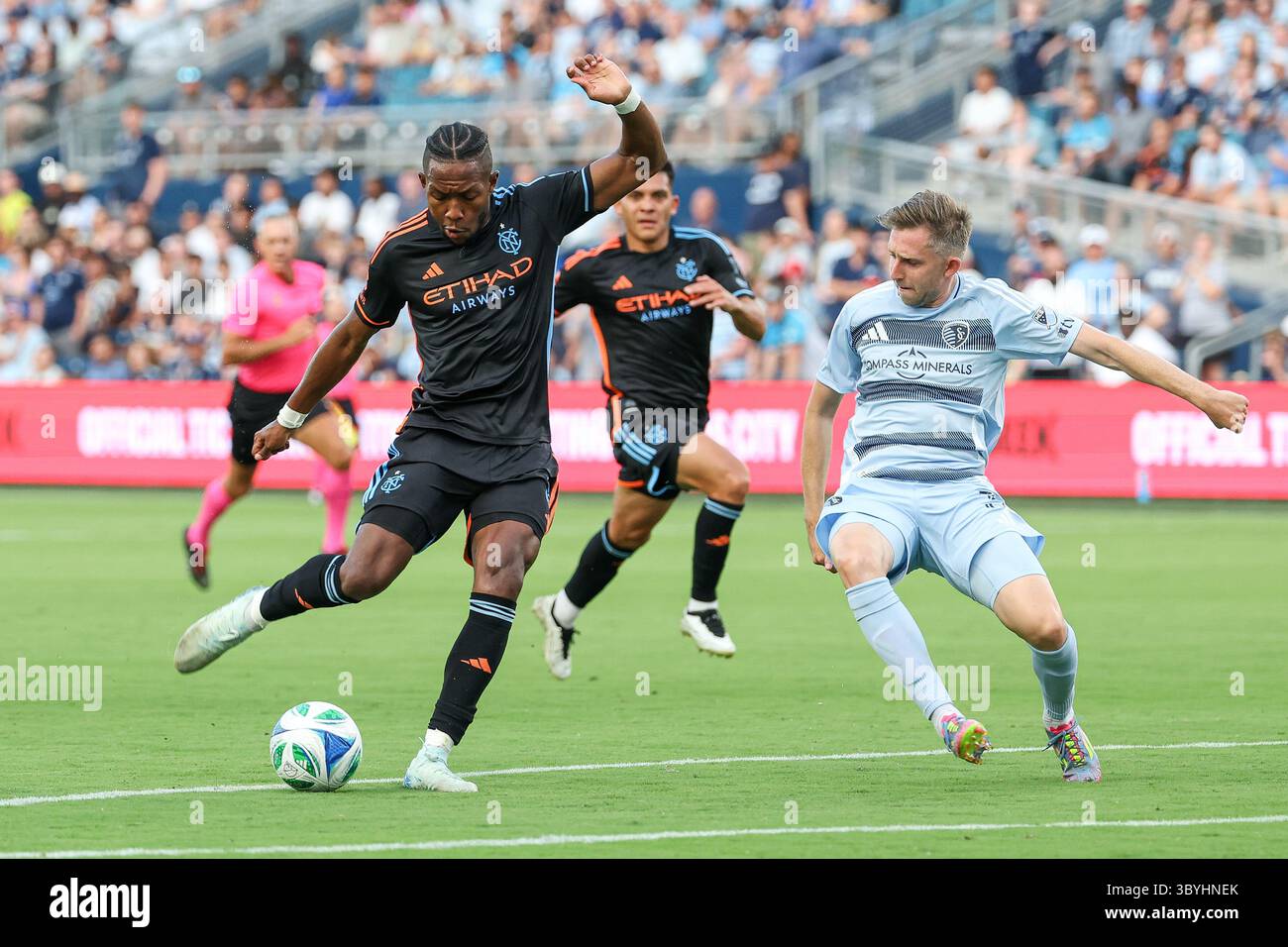 Kansas City, KS, USA. 19th July, 2025. New York City FC forward Andres ...