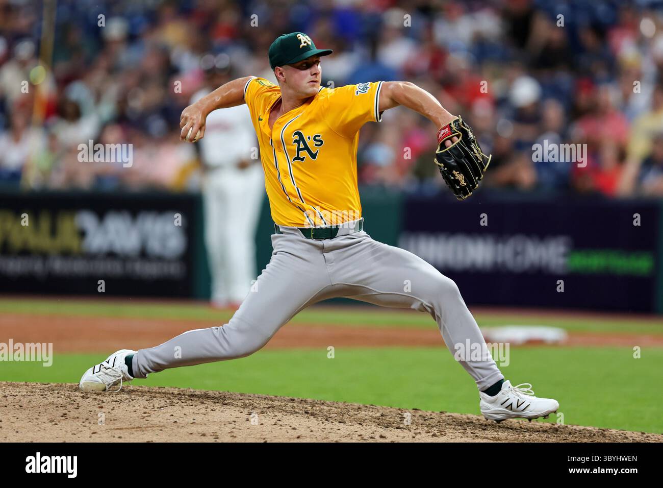 CLEVELAND, OH - JULY 19: Athletics pitcher Jack Perkins (50) delivers a ...