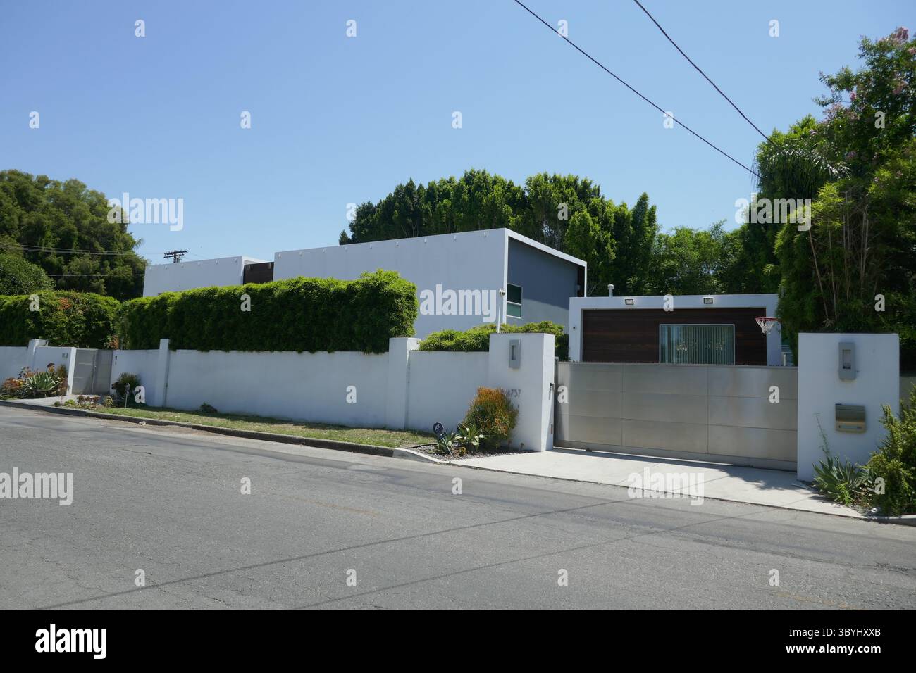 Raymond boodarian hi-res stock photography and images - Alamy