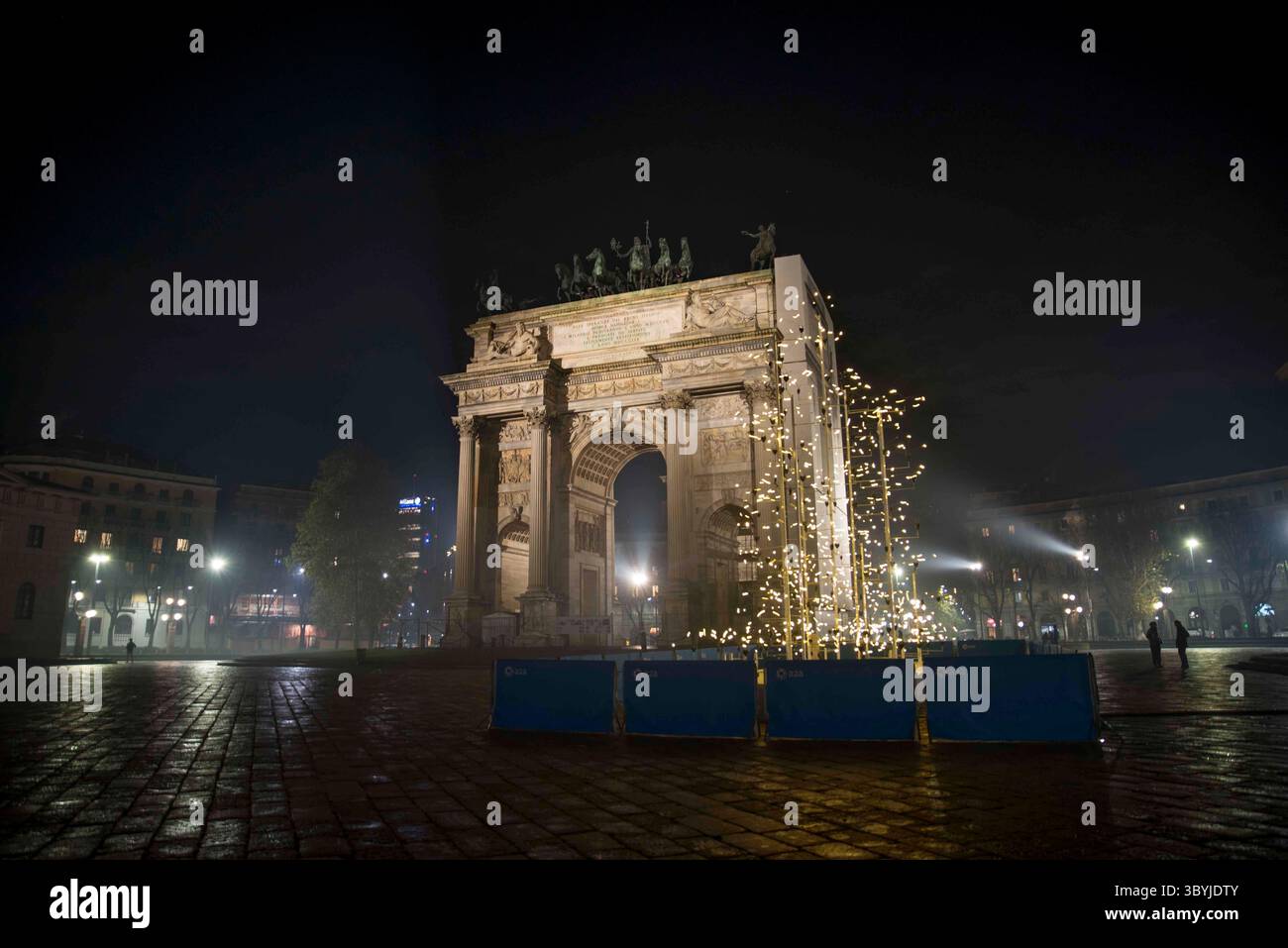 December 10, 2020, Milan, Milan, Italy: Tree of Light - A2A.piazza ...