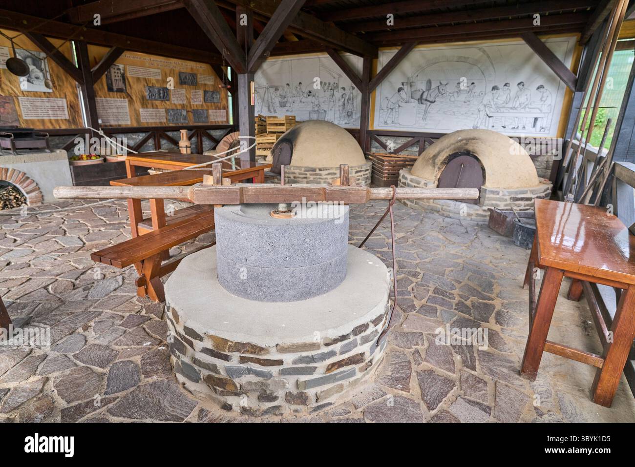 PRODUCTION - 19 July 2025, Rhineland-Palatinate, Hillscheid: A well ...