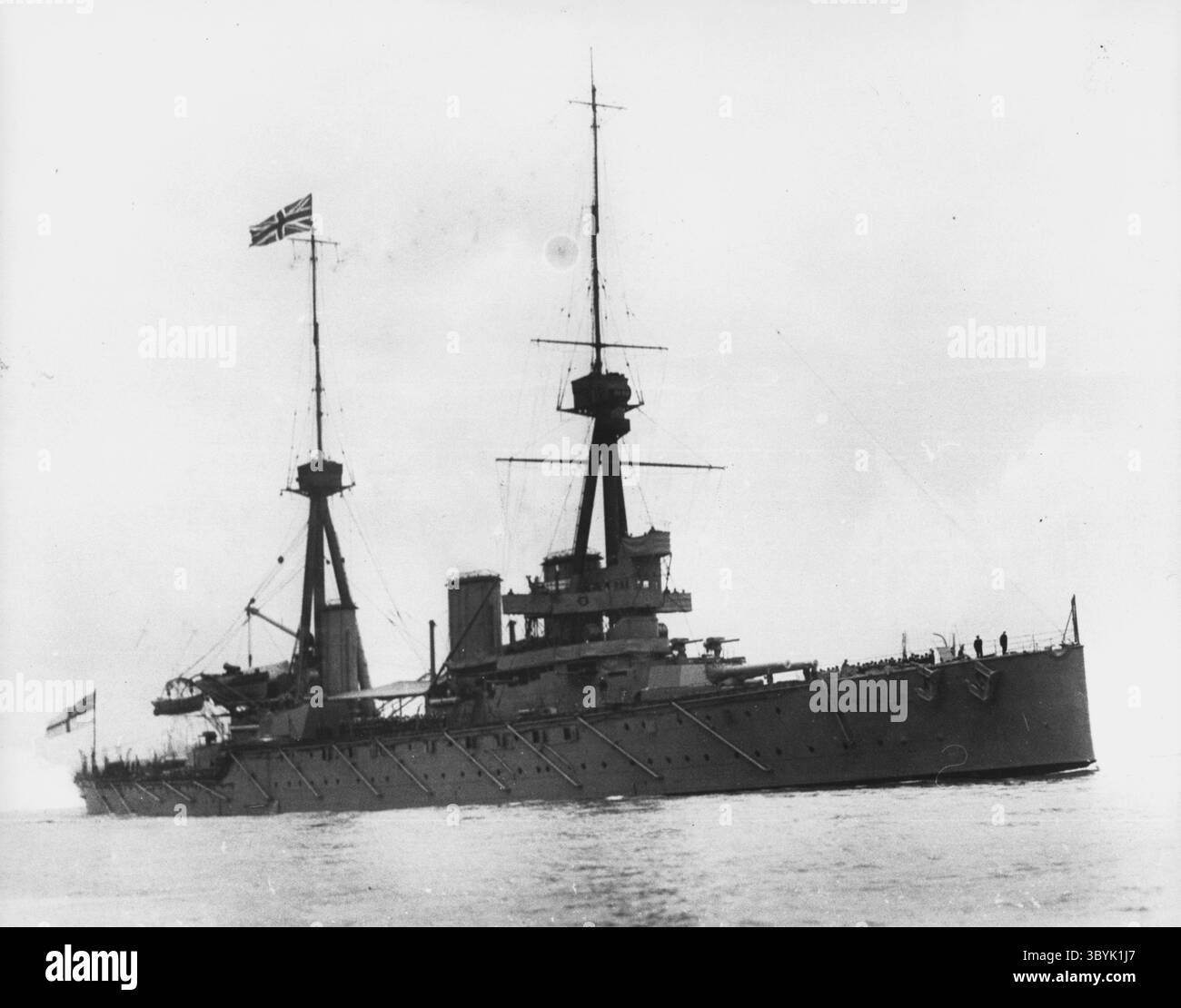 Jan 1, 1918 - London, England, United Kingdom - First World War. Ship H ...