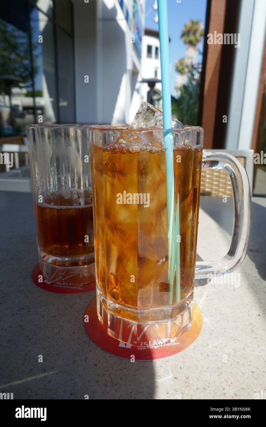 Sherman Oaks, California, USA 19th July 2025 Iced Tea at Islands ...