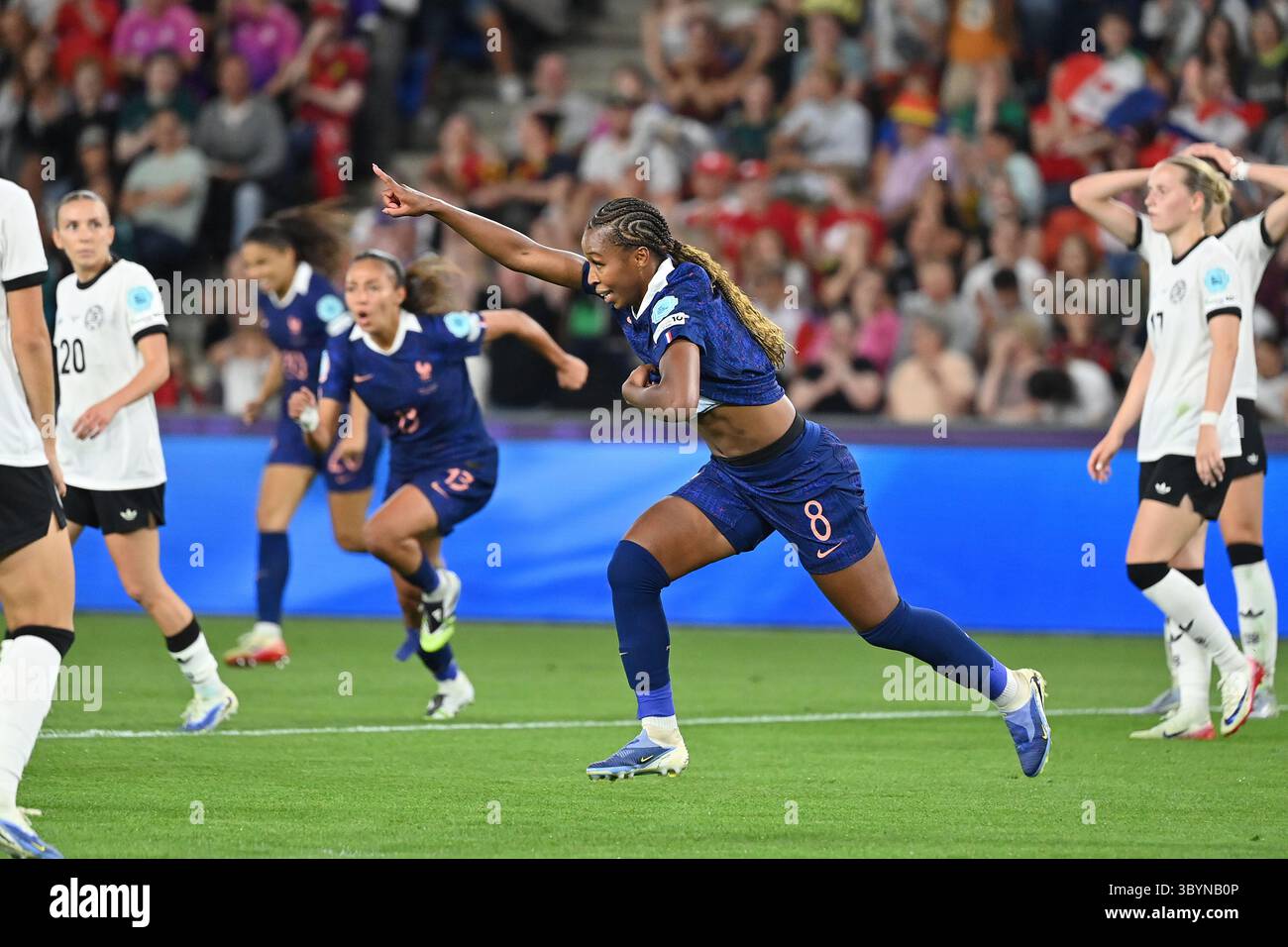 Goal celebration Grace Geyoro (FRA), jubilation, joy, enthusiasm ...