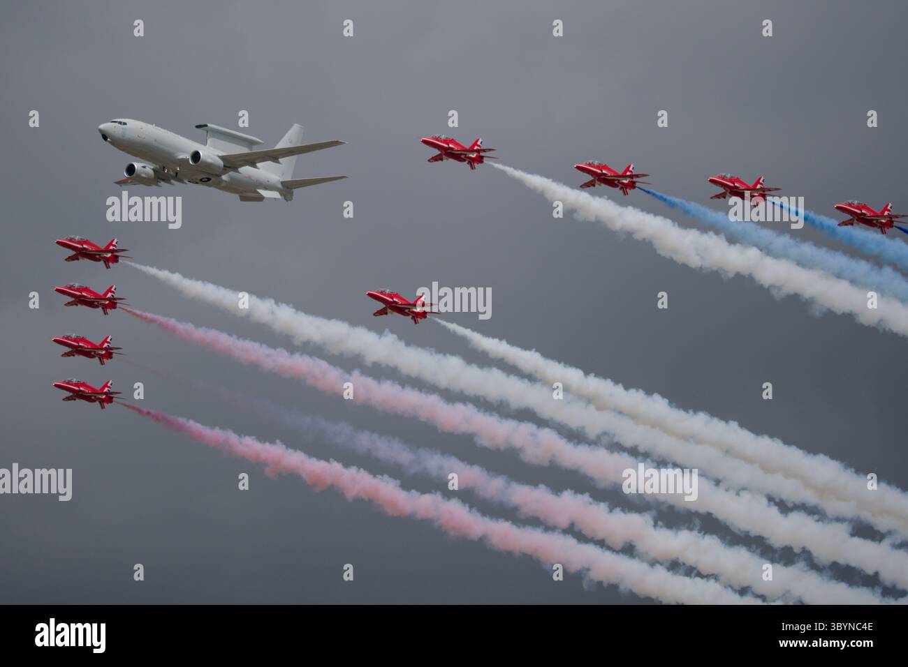 Boeing E-7 Wedgetail flypast with the Red Arrows at Royal International ...