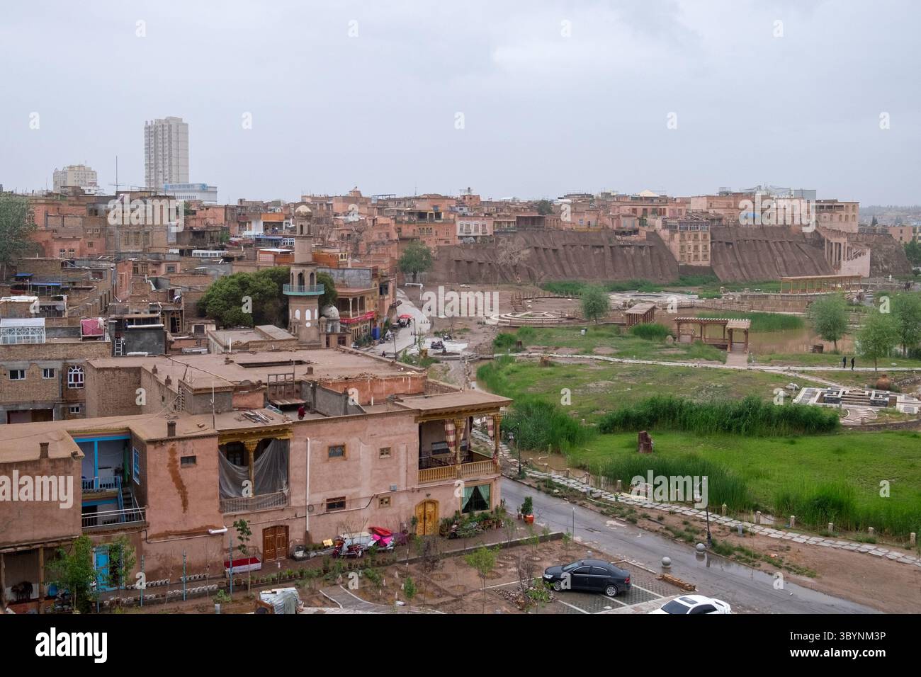 Old City of Kashi in Xinjiang, China with traditional Uyghur ...