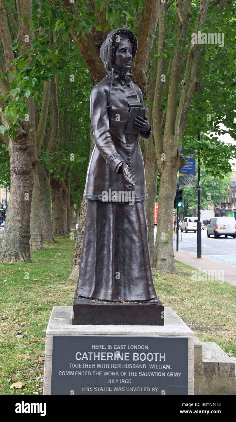Statue of Catherine Booth, Whitechapel, East London, Tower Hamlets ...