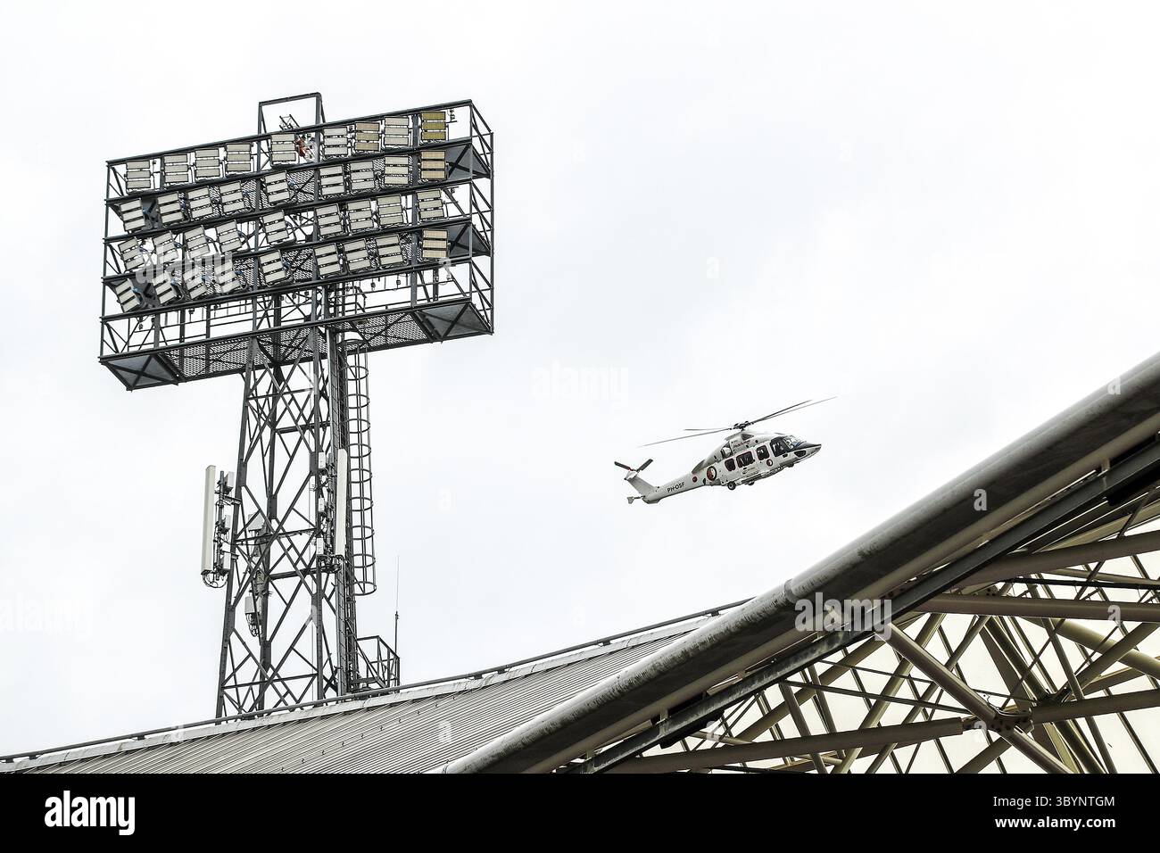 ROTTERDAM - Helicopter around the Kuip during the Feyenoord Festival ...