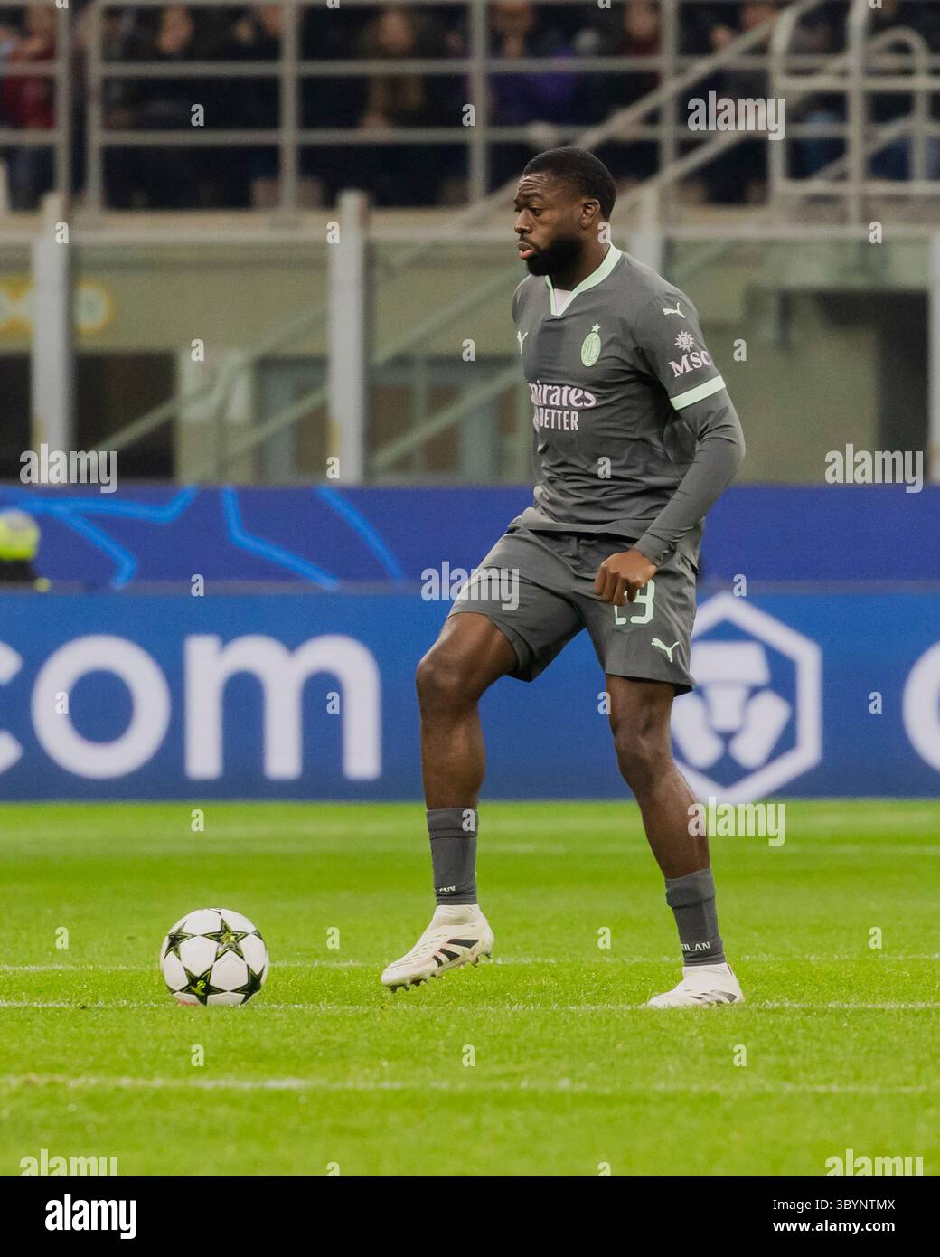 Fikayo tomori ac milan 2024 december hi-res stock photography and ...