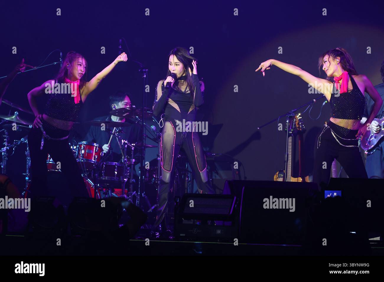 Taipei. 19th July, 2025. TAIPEI, CHINA - JULY 19, 2025 - Taiwanese ...