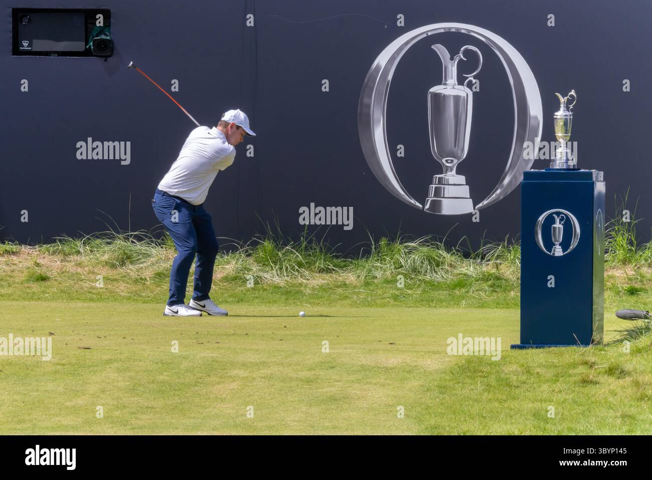 Portrush, Ireland. 20th July 2025. Robert McIntyre tees off on the ...