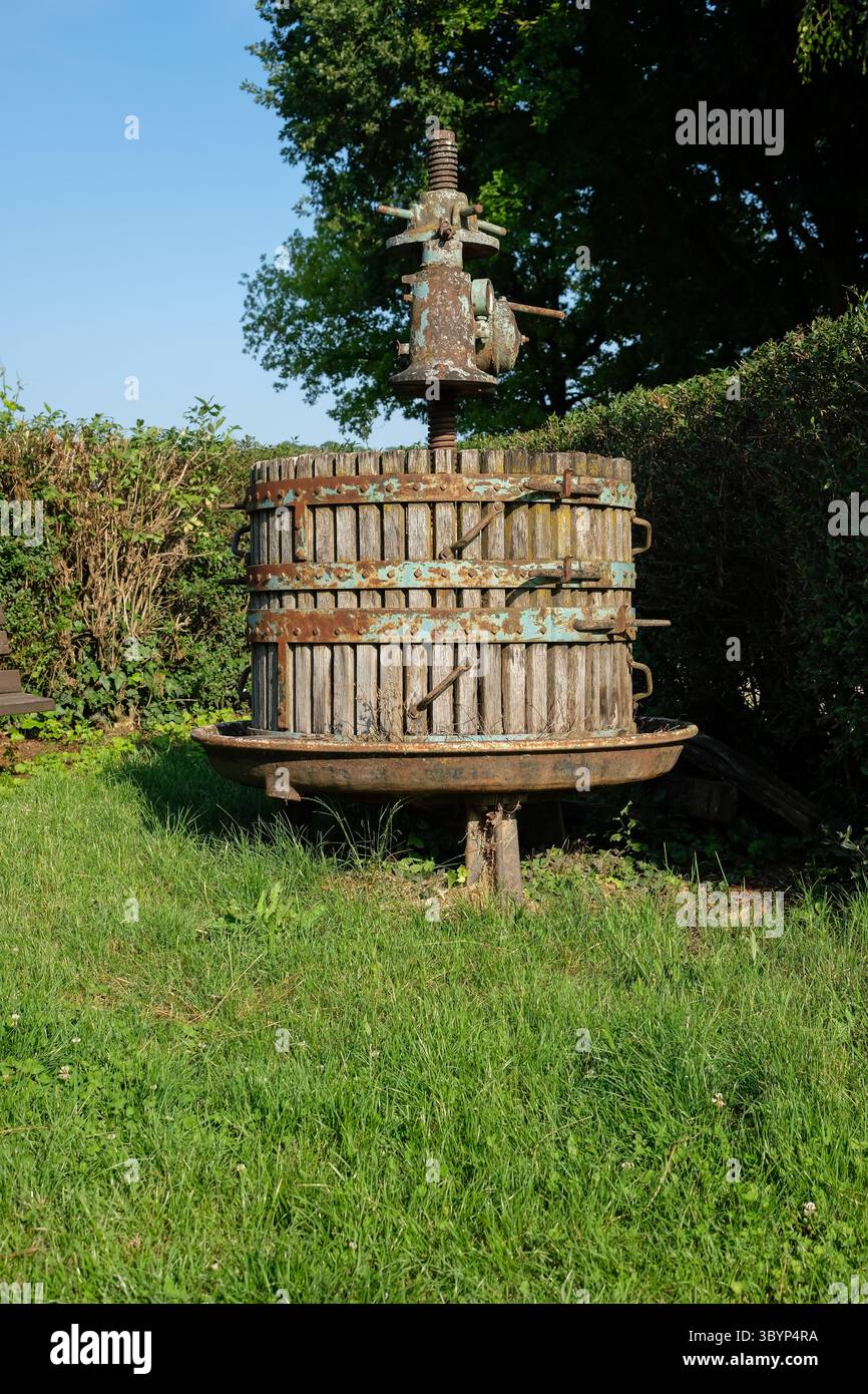 Artisanal cider maker hi-res stock photography and images - Alamy