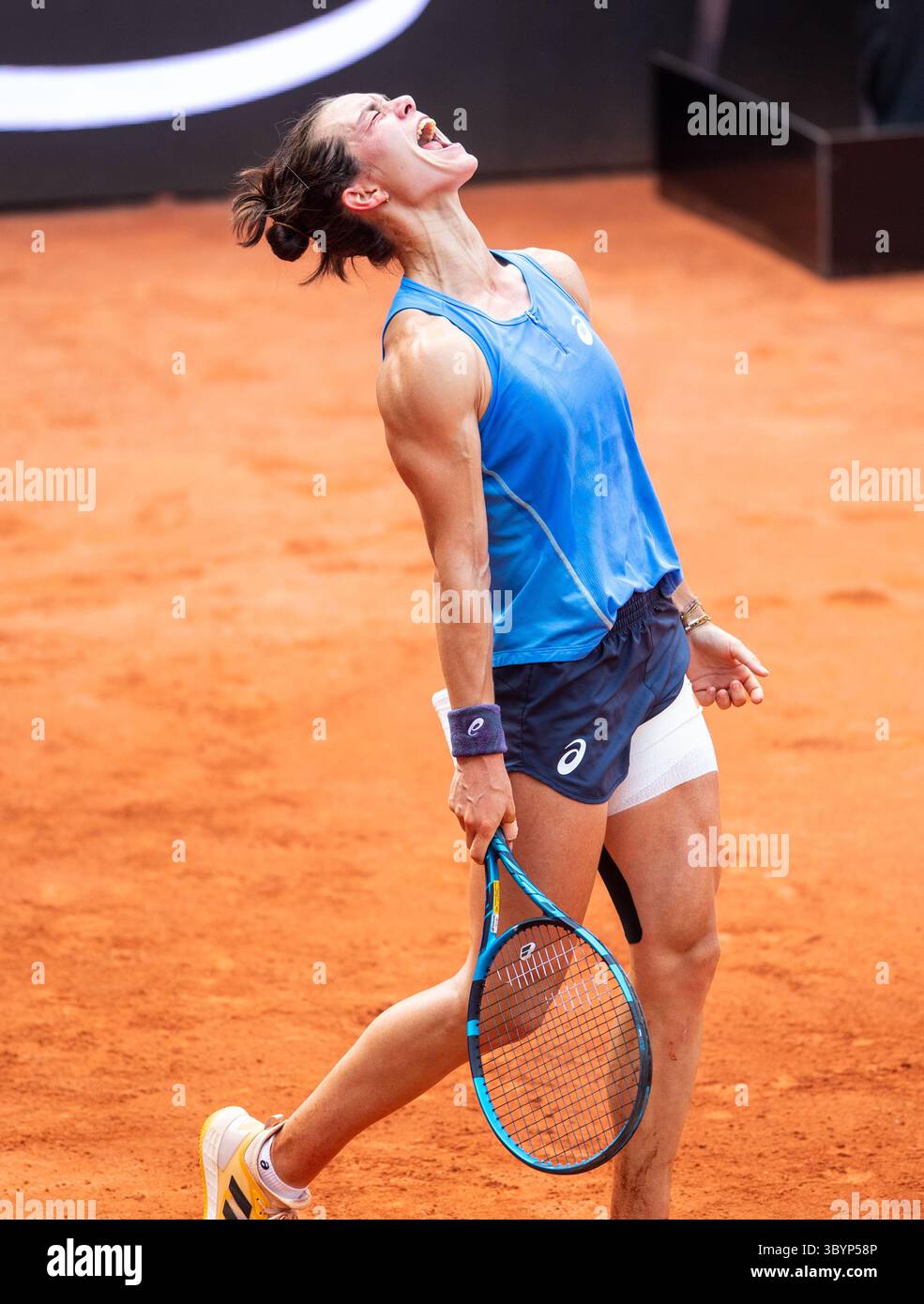 Lois boisson hi-res stock photography and images - Alamy