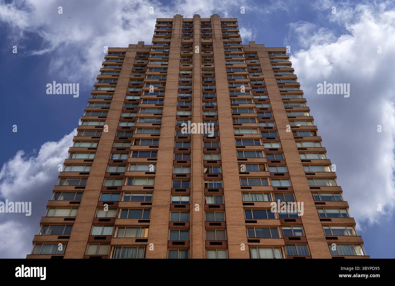 North american city block hi-res stock photography and images - Alamy